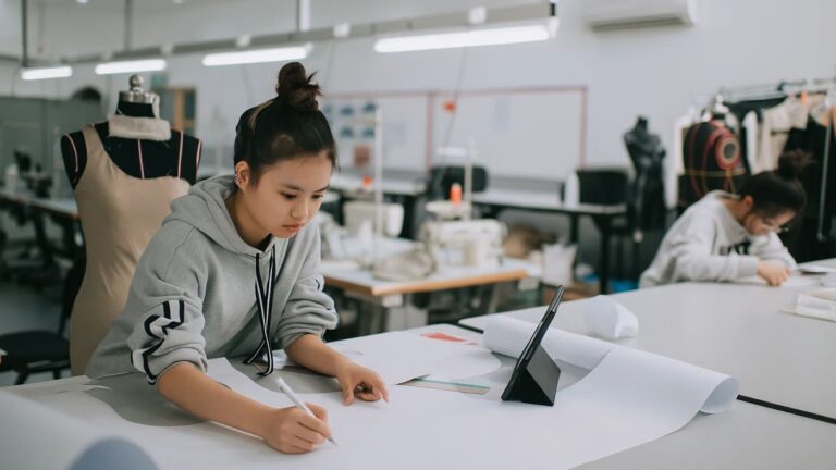 Types of Fashion Designing Courses Explained - Artemisia College